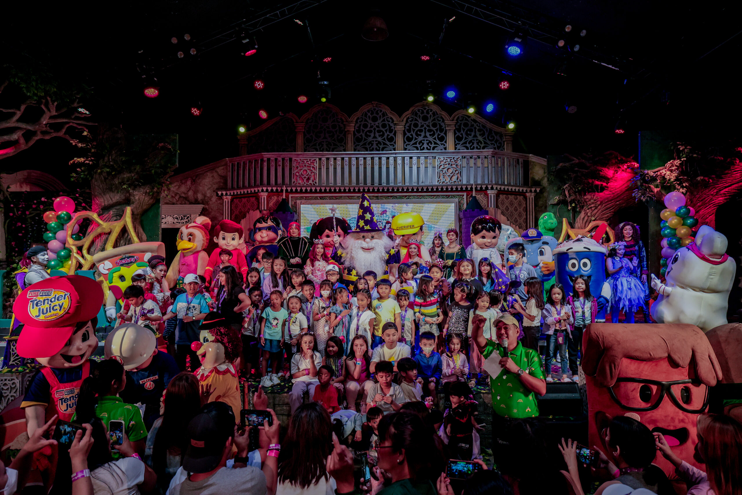 Enchanted Kingdom celebrates Eldar the Wizard’s Birthday